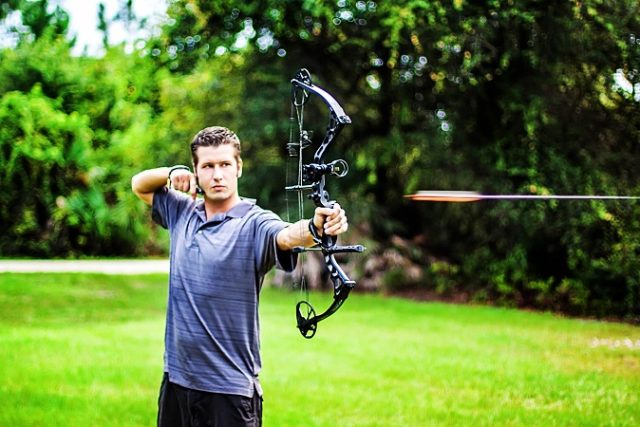 7 Best Beginner Compound Bows Reviewed (Hands-on Guide)