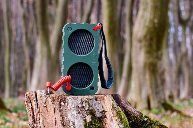 6 Best Outdoor Radios (Waterproof & Portable Radios Reviewed)