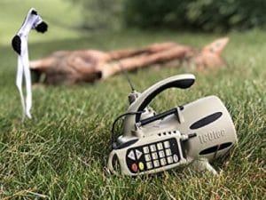 9 Best Electronic Coyote Predator Calls Reviewed (In-Field Test ...