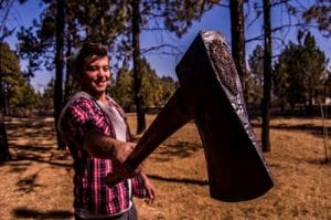 9 Best Axes Tested In 2021 ( For Splitting, Felling, Camping etc ...