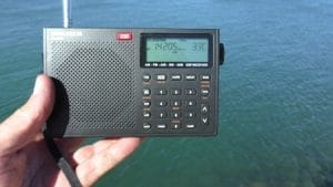8 Best Shortwave Radios Reviewed (Transceivers, Portable Receivers)