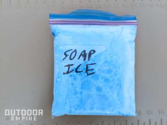 6 Easy DIY Ways to Make Ice Packs for Coolers