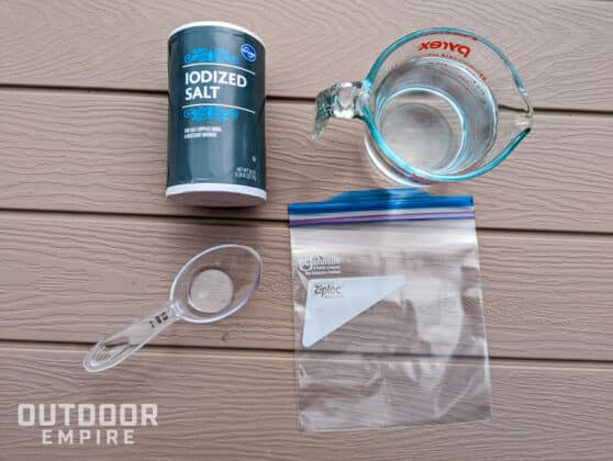 6 Easy DIY Ways to Make Ice Packs for Coolers